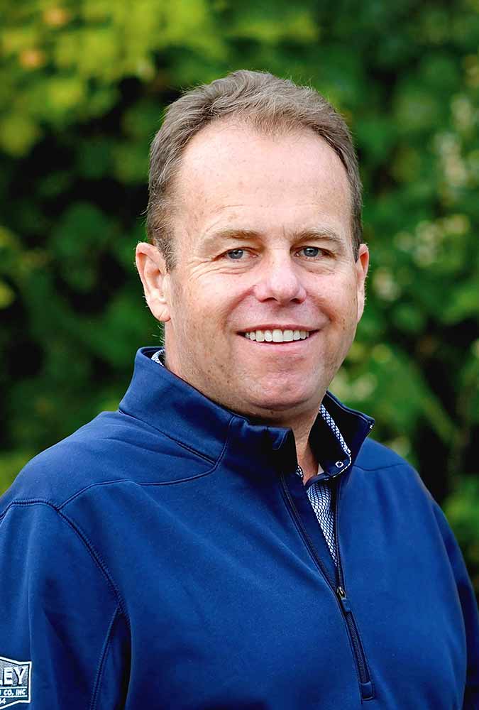 ABC National > About-ABC > Leadership > RobertCHenley